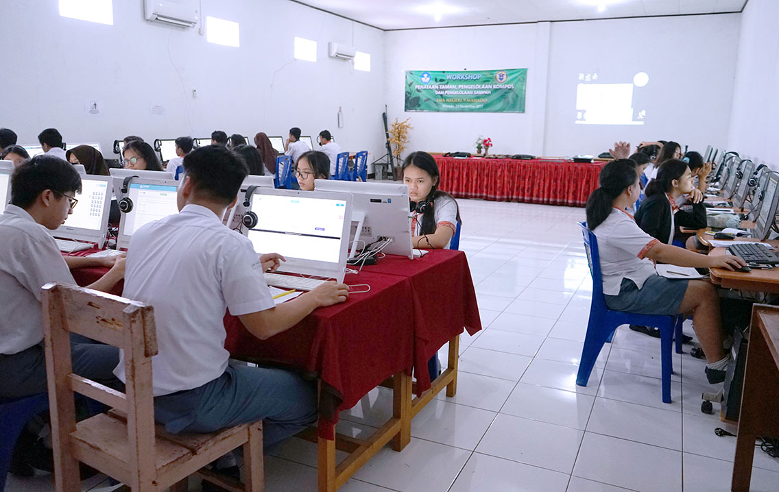 496 siswa SMA N 9 Manado ikuti Simulasi UNBK – Website resmi SMAN 9 Manado